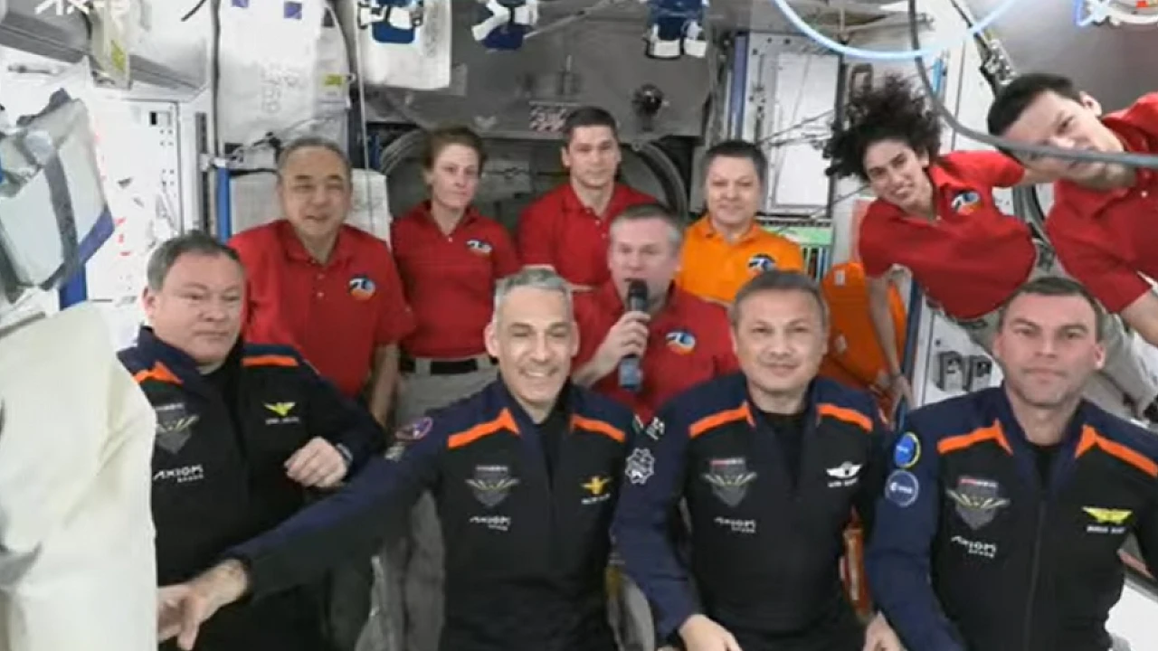 Gezeravcı'dan ISS'te ilk sözler!