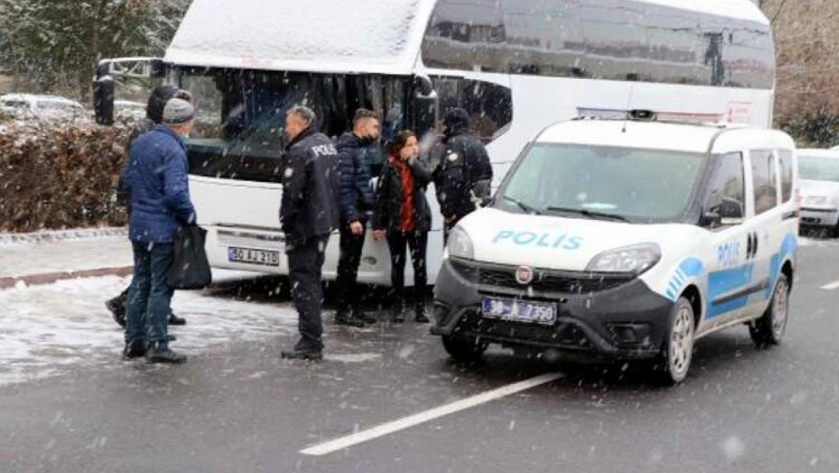 Kayseri'de boşanma davası: Eşini 18 bıçak darbesiyle ağır yaralamış!